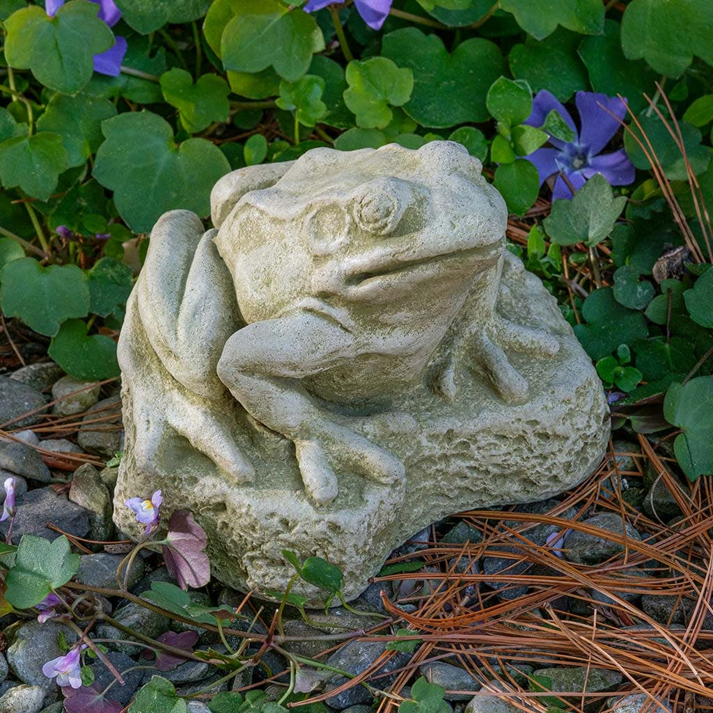 Forest Frog Cast Stone Garden Statue – Soothing Company